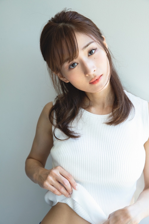 【写真】デジタル写真集発売中のフミカ 素顔に迫る密着撮|newsポストセブン Part 3