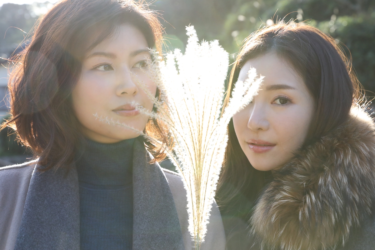 「神戸の女」美乃すずめvs「湘南の女」小野夕子 下田の海辺で競艶|newsポストセブン Part 2