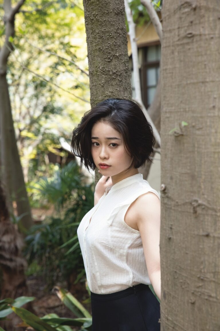 新星モデルMINAMO 少女のような透明感を持つ彼女が大胆に…｜NEWSポストセブン