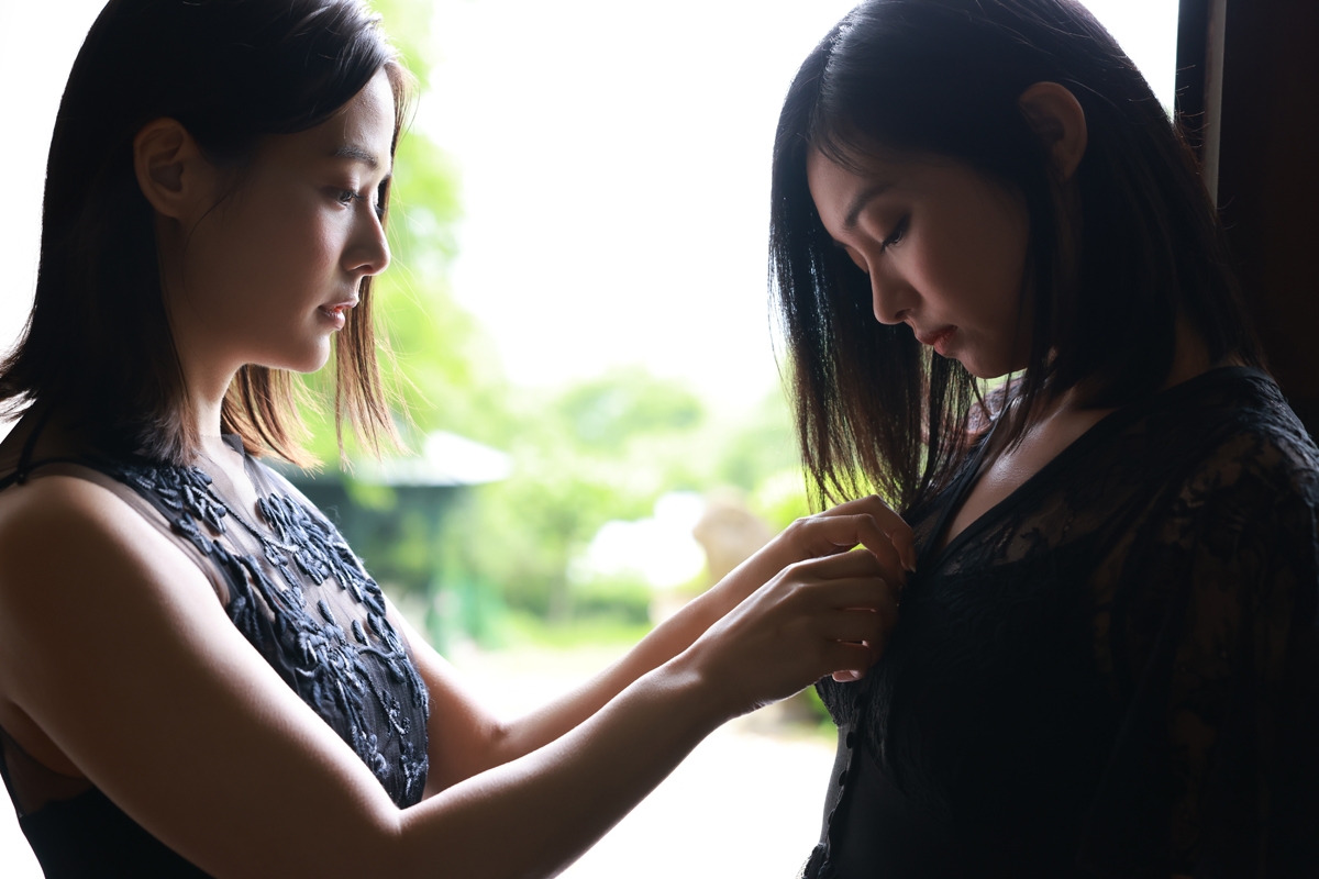 最強美女軍団「8woman」がNext Stageへ 吸い込まれるような8人の美神たち｜NEWSポストセブン - Part 3