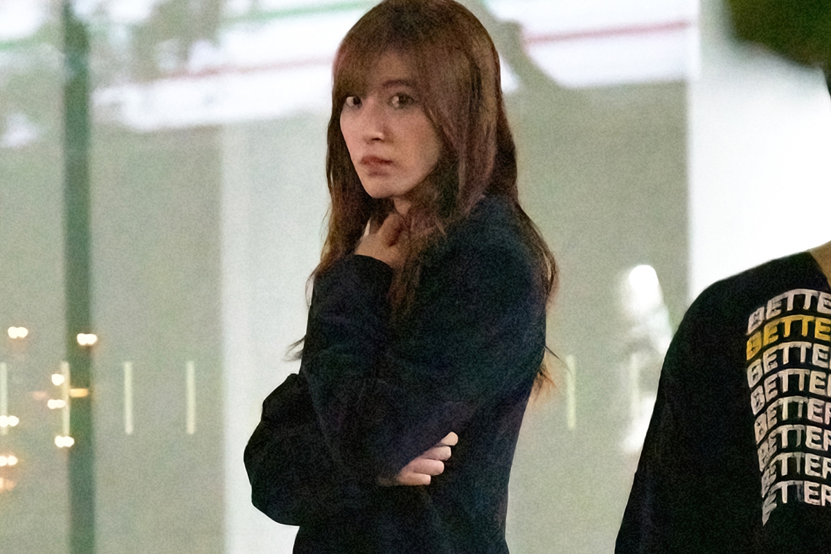 『Sister』瀧本美織 泥沼シーン撮影後に笑顔でバンザイする「オンオフの切り替えの早さ」｜NEWSポストセブン