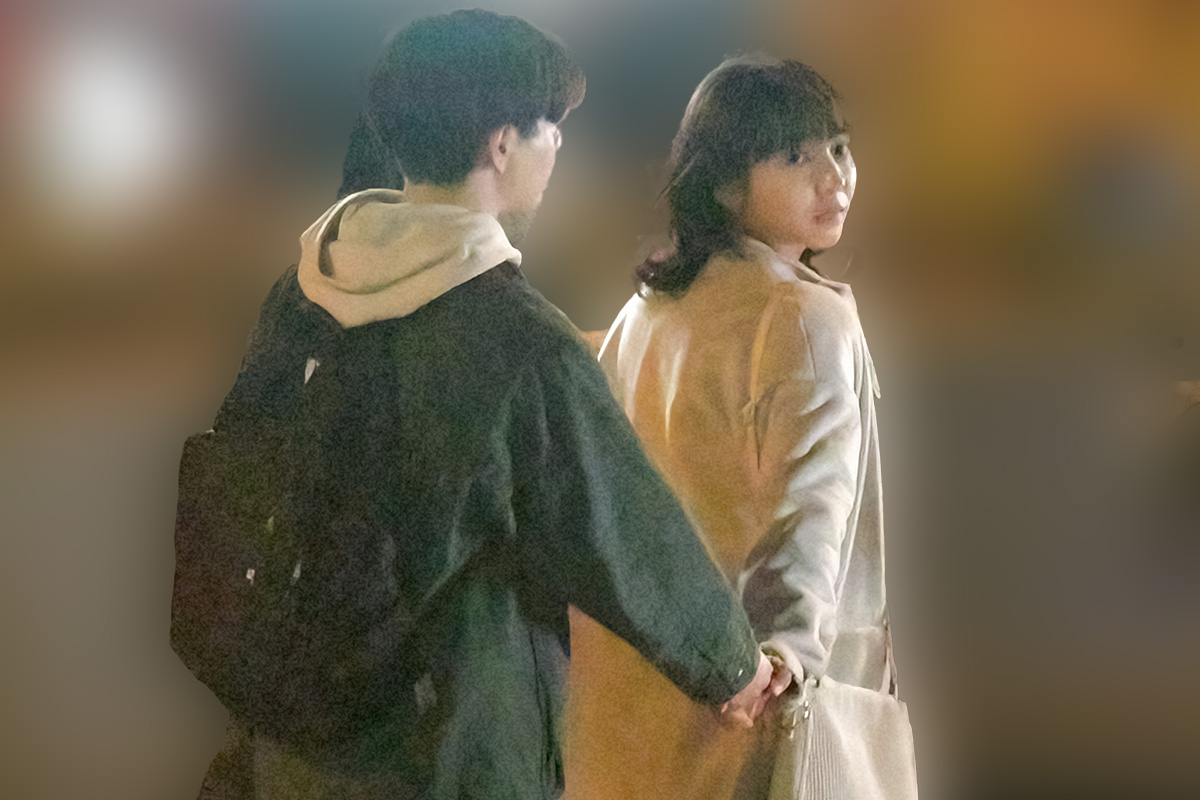 山之内すず NHK夜ドラ『超人間要塞ヒロシ戦記』ロケ現場で見せた｢キス寸前シーン｣の初々しさ｜NEWSポストセブン - Part 3