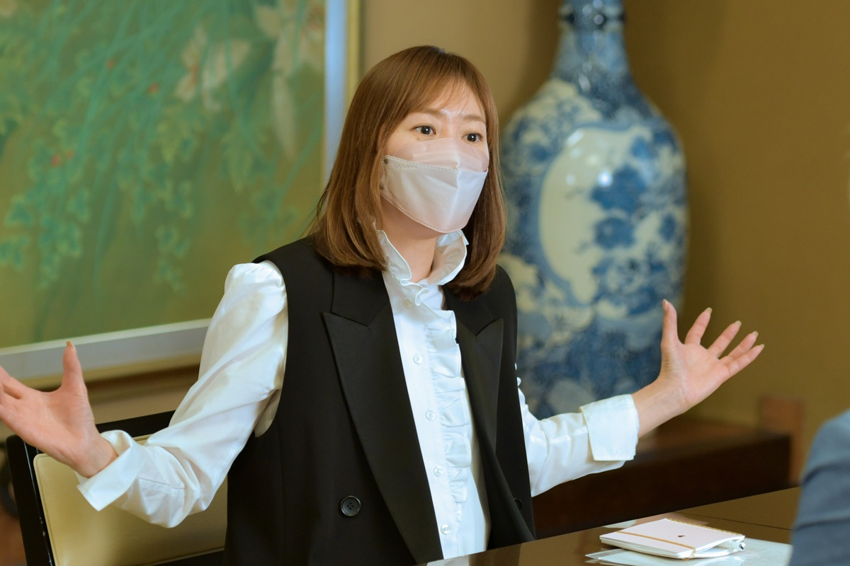 globe・KEIKO、くも膜下出血で倒れてから12年 目標は「デビュー30周年の2025年に人前で歌う」｜NEWSポストセブン