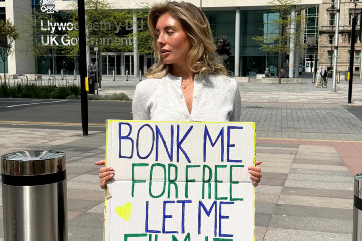 「タダで行為できます」「動画撮影させて」と男子大学生を各地で集め…SNSで過激投稿のイギリス人女性（25）、国外での活動を計画も「観光ビザ」が取り消しに｜NEWSポストセブン - Part 2