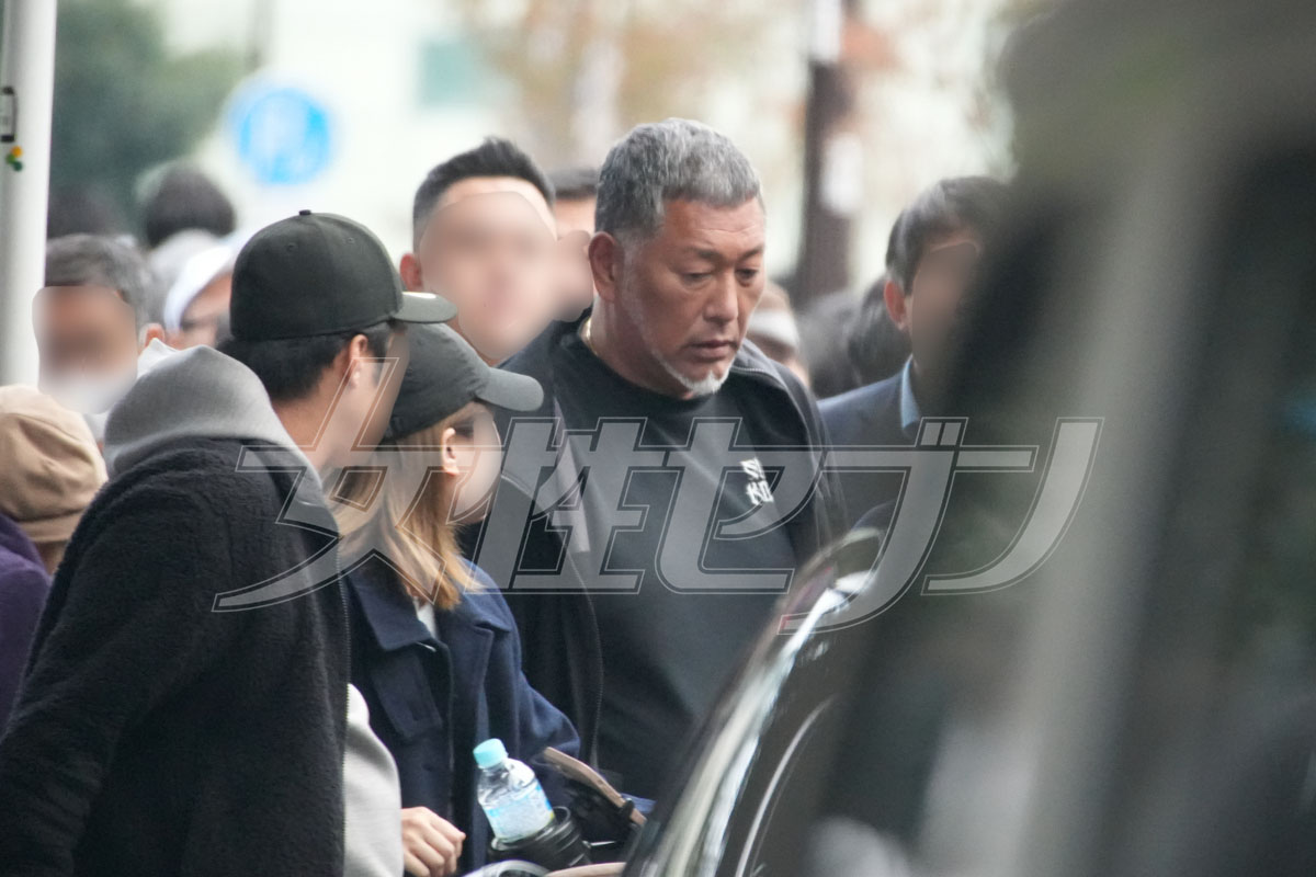 《離婚から10年》清原和博と亜希が長男・正吾の大学野球最後の試合の夜に食事会、千鳥足の元夫を亜希が支える場面も また一歩近づいた元夫婦の距離｜NEWSポストセブン