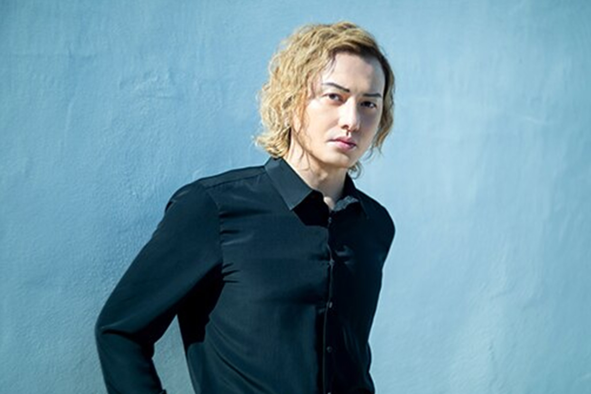 《46歳「DA PUMP」ISSAの髪に異変》ドレッド、ソフトモヒカン、七三分け、新曲とともに変化するヘアスタイルの現在「過去には坊主頭で謝罪 ...