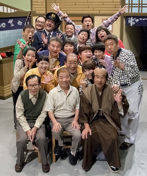 吉本新喜劇 「後進を育成するのも座長の役目」と池乃めだか｜newsポストセブン 